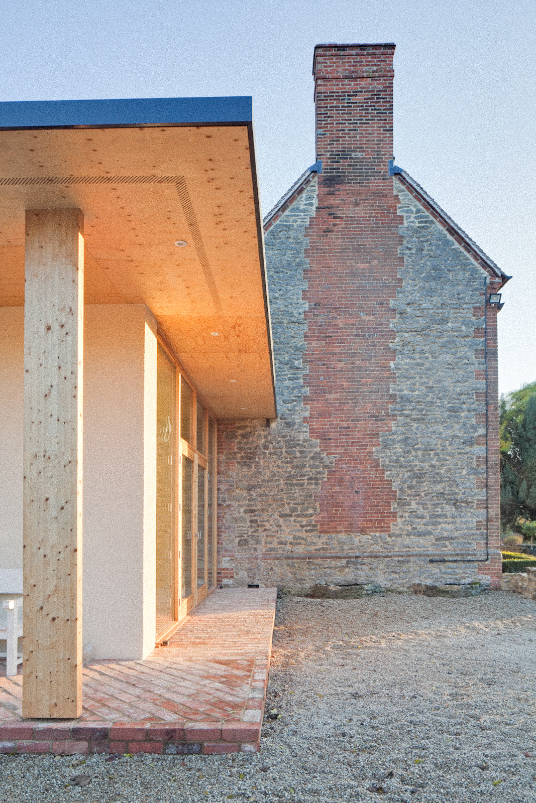 Manor Farm: A contemporary ecological extension of a listed Georgian ...